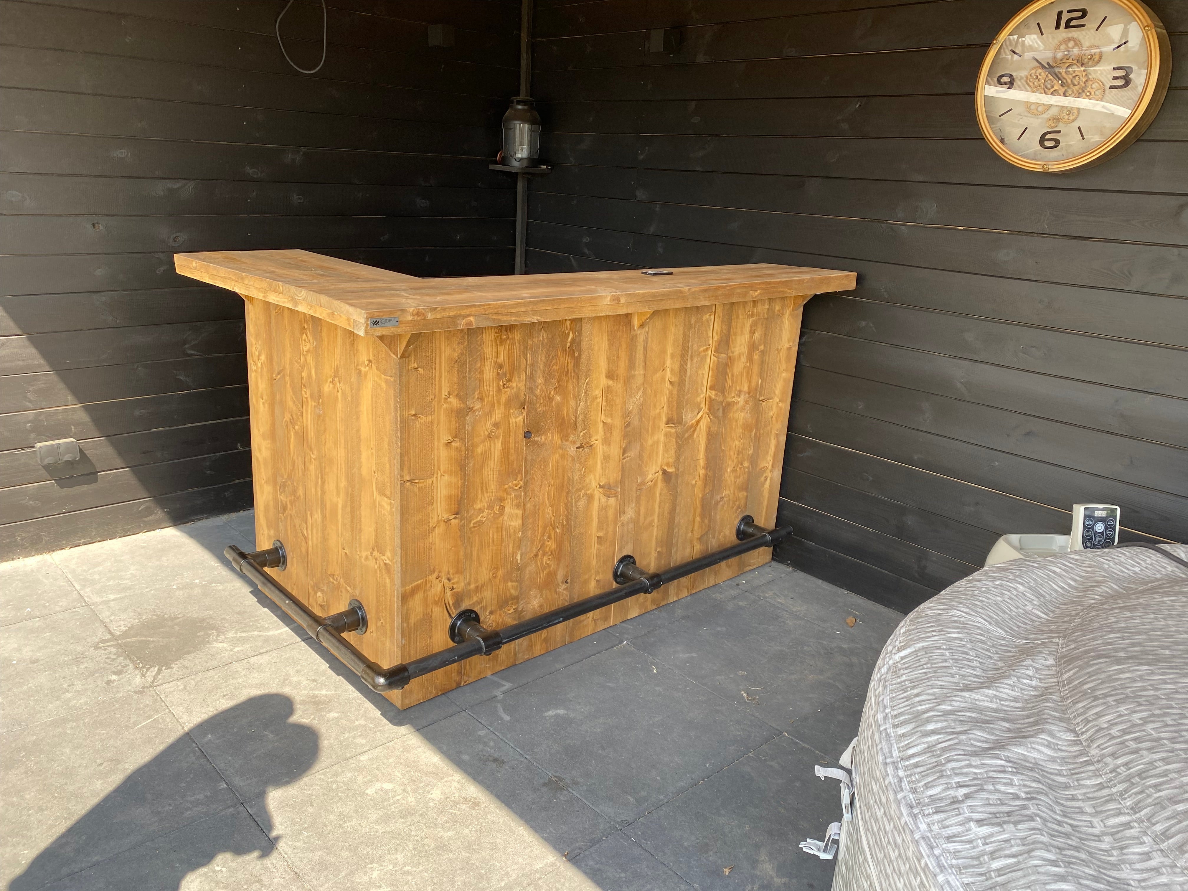 Bar L-vorm 180 x 110 Old Brown Licht – Rostiquesteigerhout